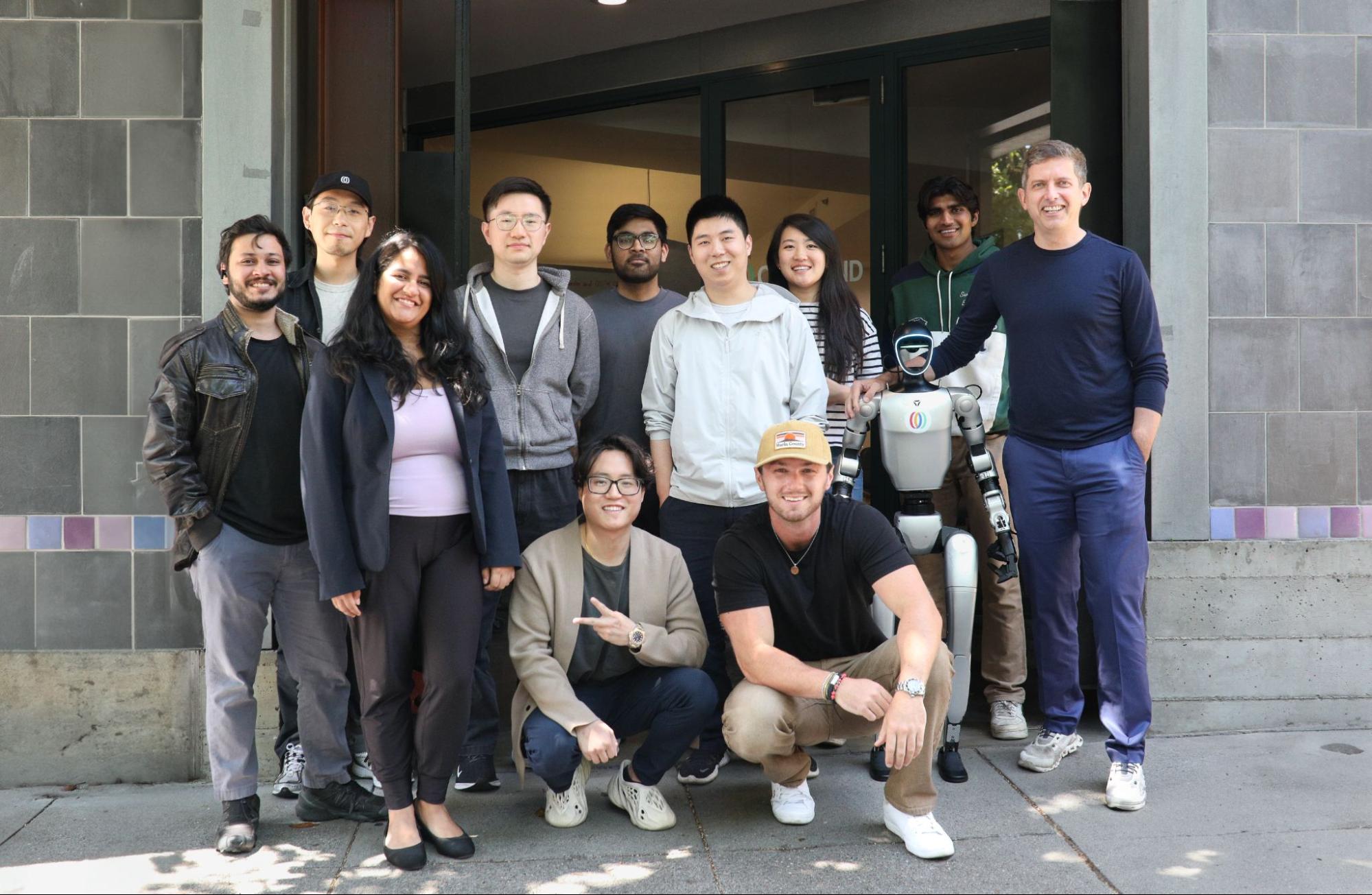 OpenMind | Open Source AI Robot Operating System | OM1 + FABRIC